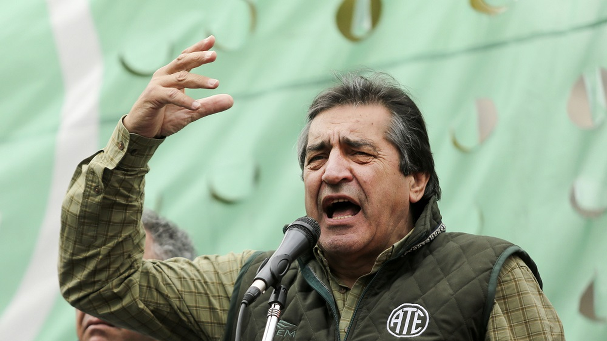 Hugo Cachorro Godoy criticó las medidas anunciadas por Caputo