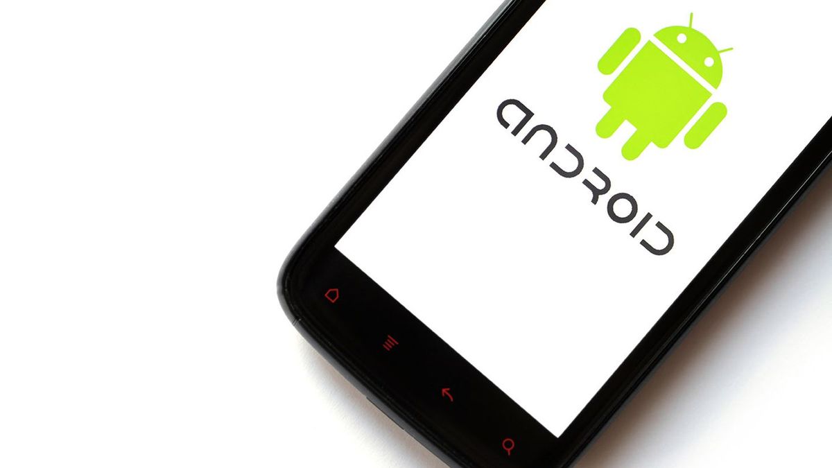 Android 12: se prepara el uso del celular con una sola mano