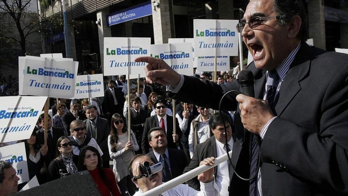 Nueva jornada de protesta en los bancos