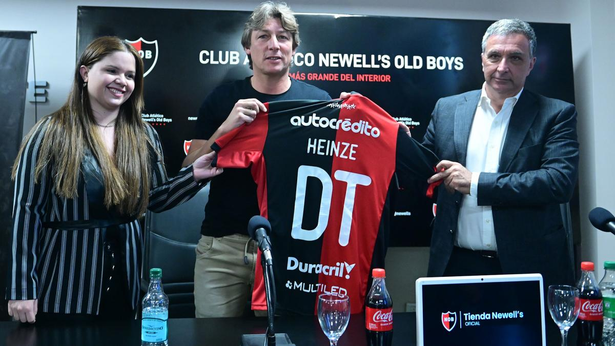 Gabriel Heinze oficializó su llegada como DT a Newells