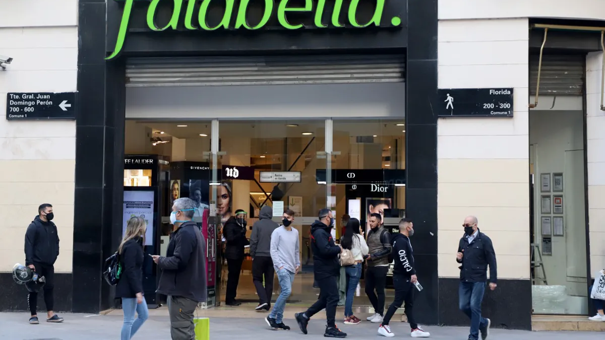 Crisis en Falabella: busca socio para irse del país Crisis en Falabella: busca socio para irse del país