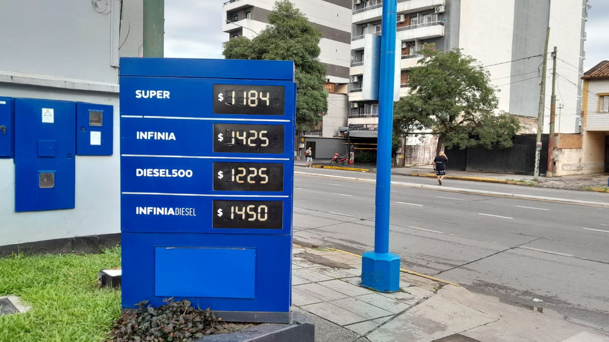Así quedaron los precios de los combustibles de YPF en Tucumán