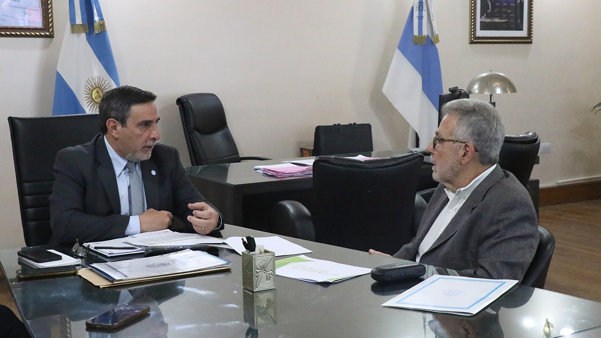 Estaría bueno que entre lo público y lo privado podamos tener compulsas de precios